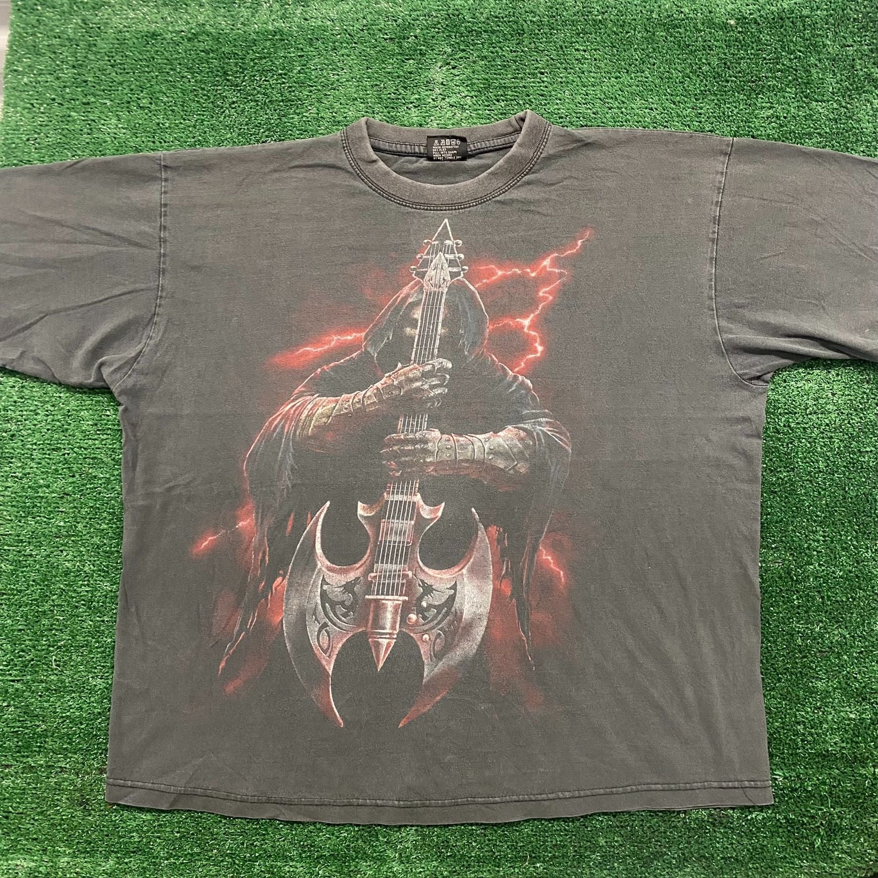 Vintage Y2K Skull Guitar Metal Rock Sun Faded Goth Punk Tee – Agent Thrift